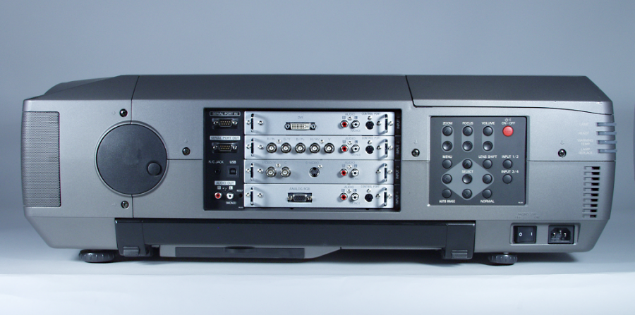 LC-XT3 LCD Projector | EIKI Projectors